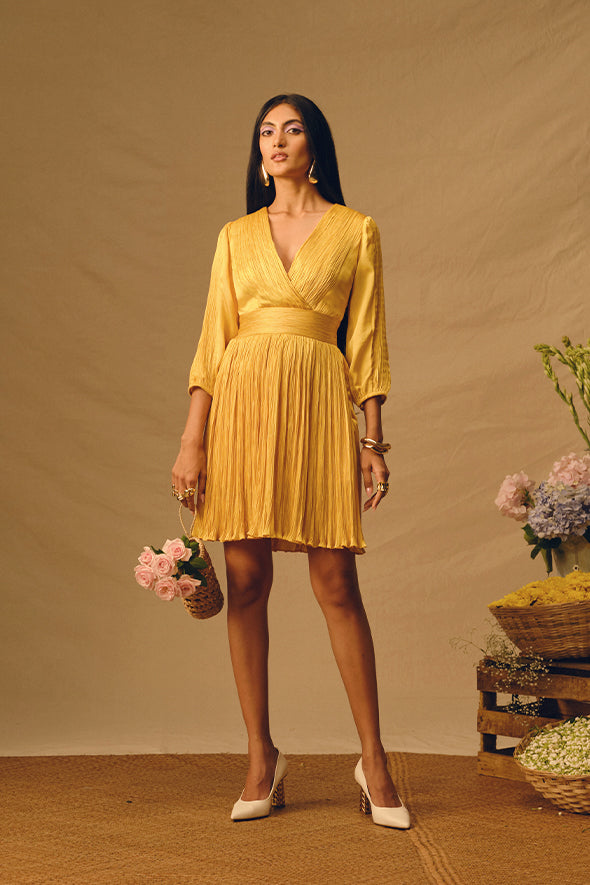 Artisanal Elegance in Sustainable Luxury – Āroka