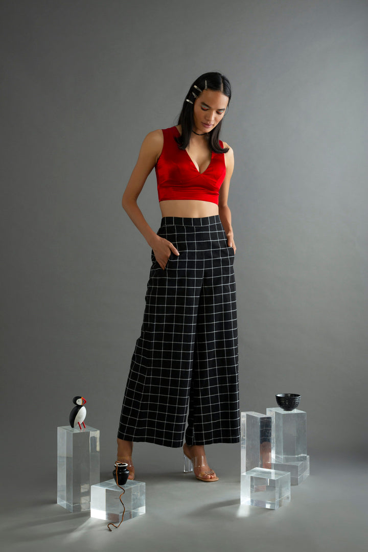 Artisanal Elegance in Sustainable Luxury – Āroka